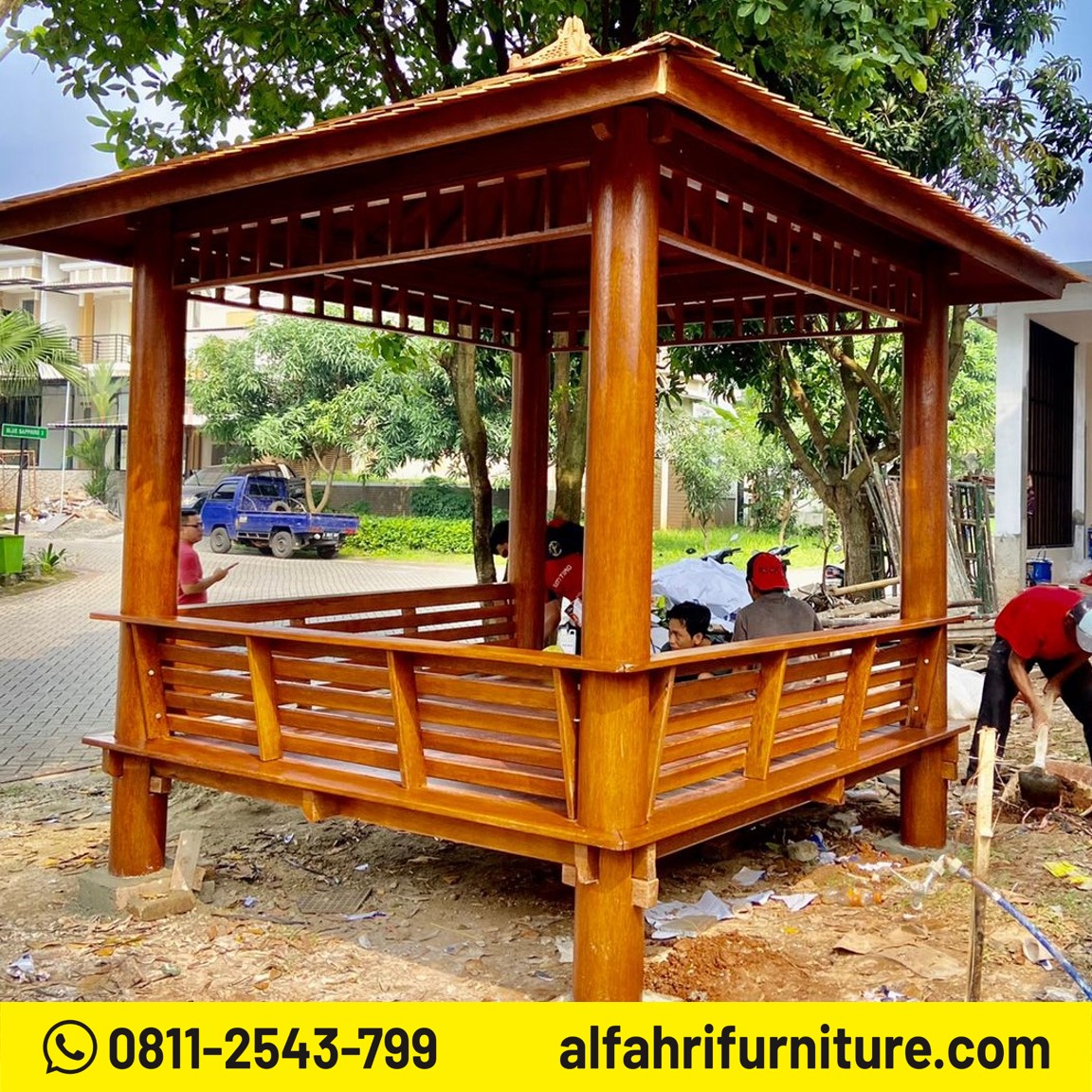 Gazebo Minimalis Depan Rumah 2,5×2,5 Meter – Desain Elegan & Kuat