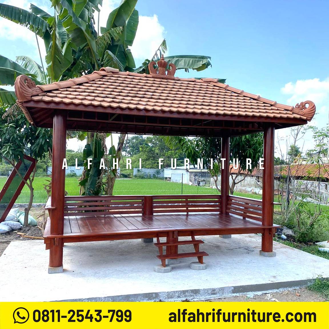 Gazebo Kayu Minimalis 2x4 Meter Desain Simple Atap Genteng Sirap
