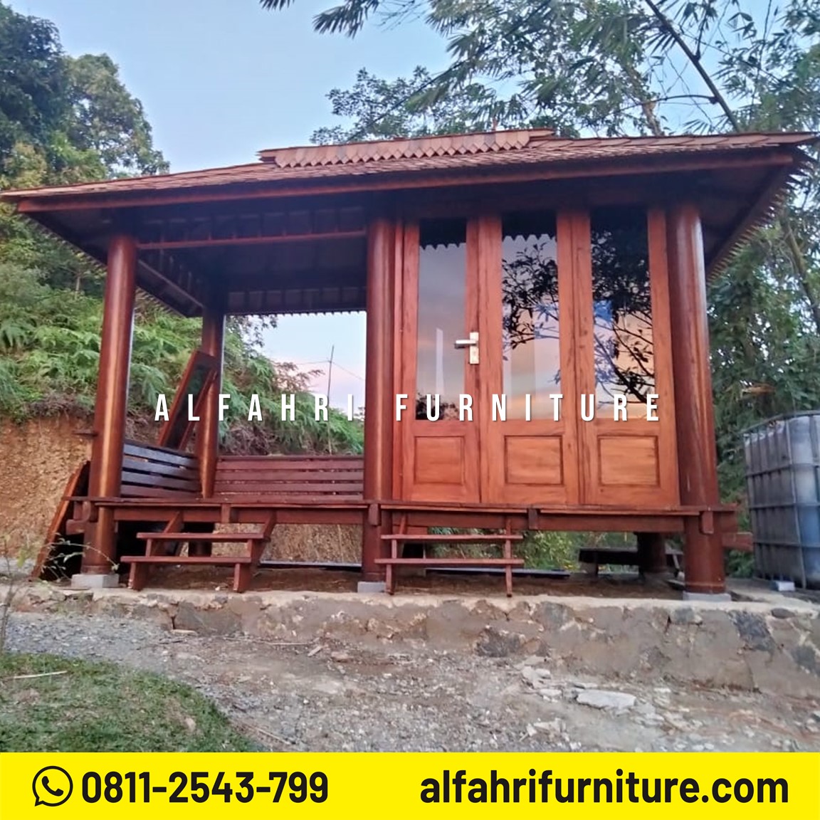 Rumah Kayu Unik 2x4 Meter Desain Natural & Estetik Atap Sirap Ulin