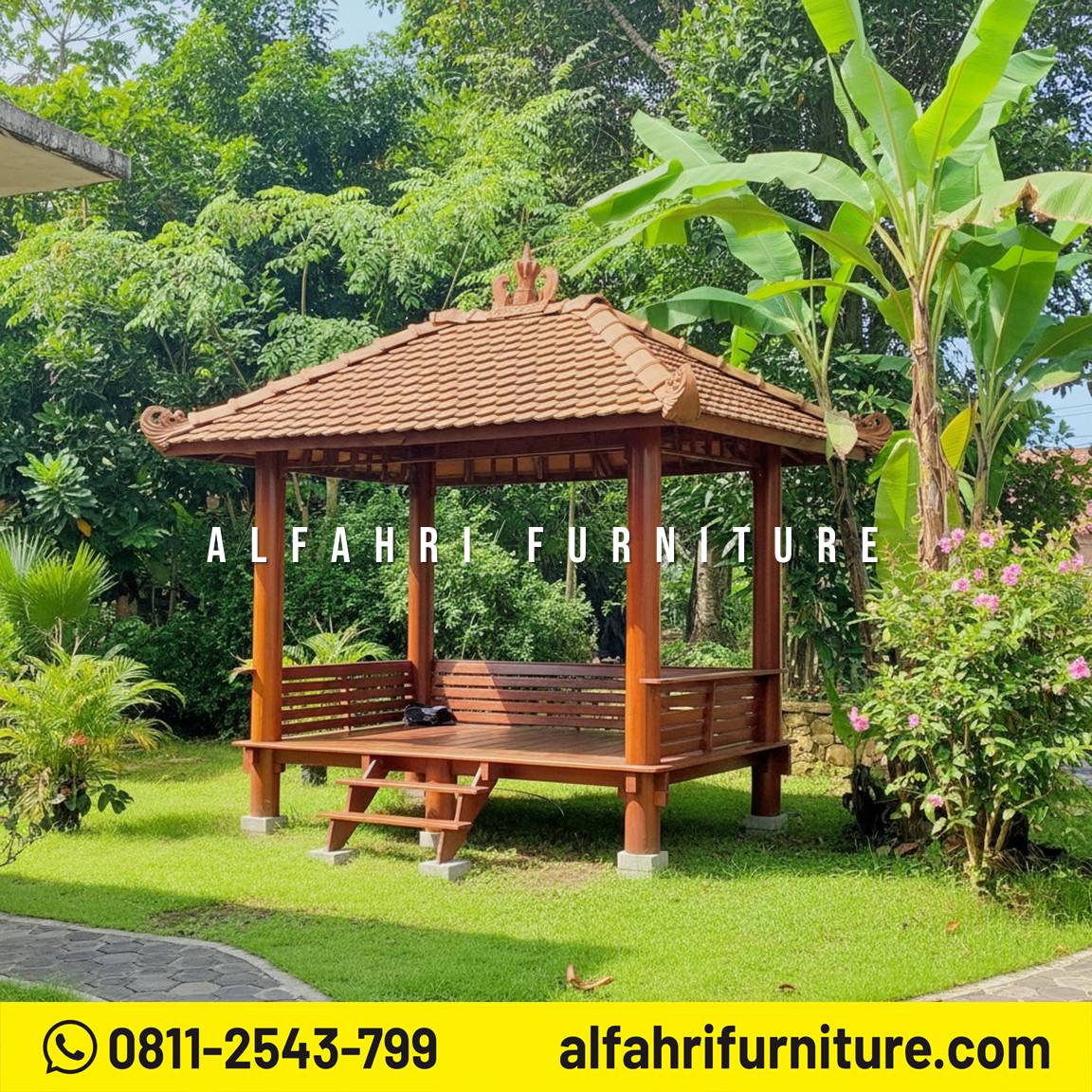 Gazebo Outdoor Gaya Bali Tampilan Mewah 2x3 Atap Genteng Sirap